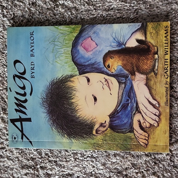 Aladdin Paperbacks | Other | Vintage Softcover Book Amigo By Byrd ...